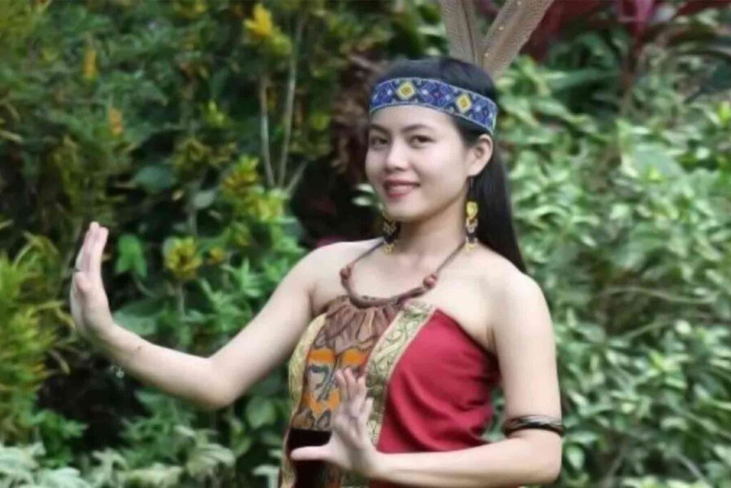 7 Wilayah dan Suku Penghasil Wanita "Tercantik" di Indonesia - NTBSatu