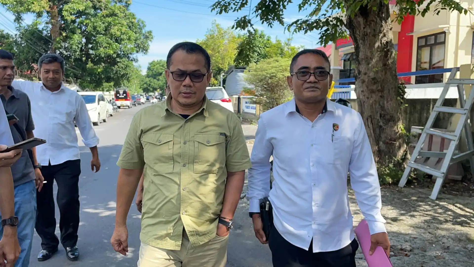 BREAKING NEWS - Kabiro Ekonomi NTB Ditahan Polisi Terkait Korupsi ...