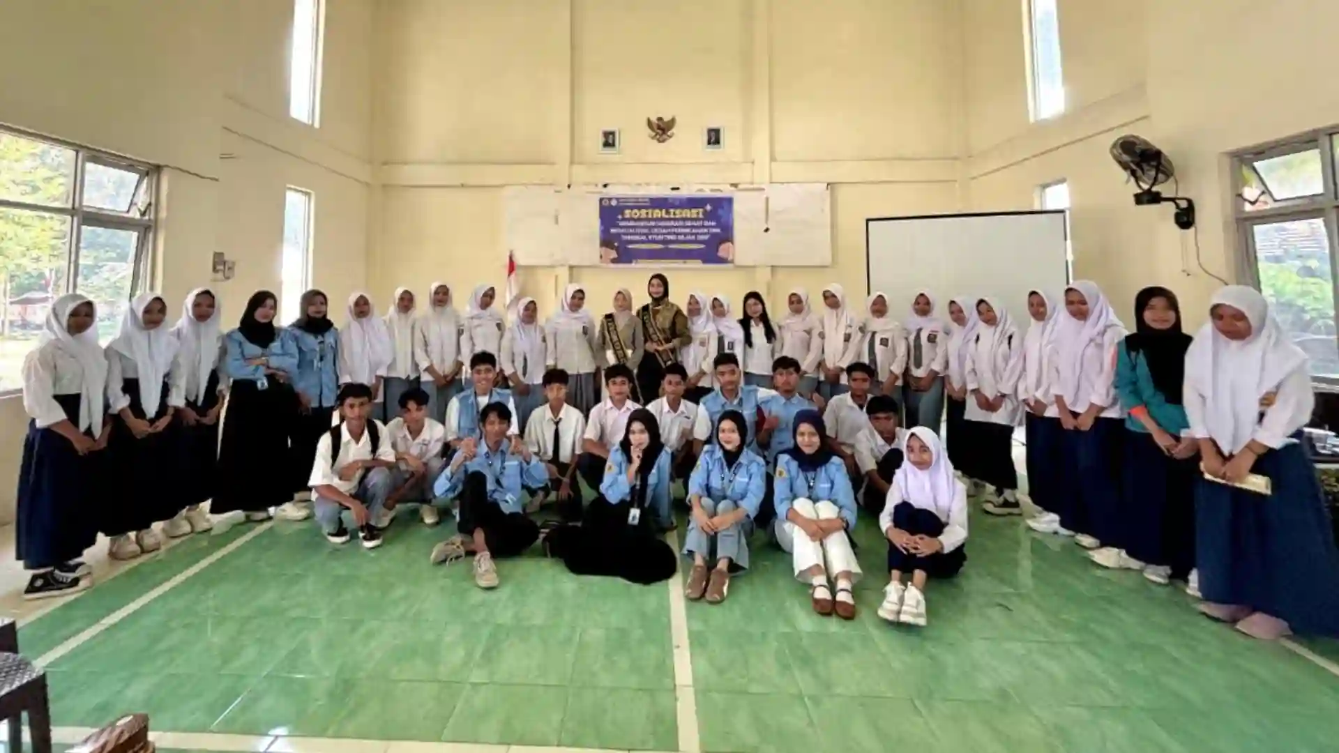 Mahasiswa KKN Unram Desa Ubung 2025 Gelar Sosialisasi Pernikahan Dini, Pencegahan dan Penanganan ...